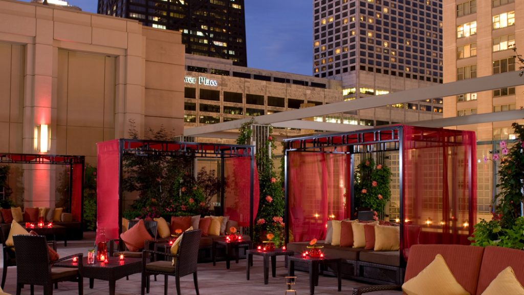أفضل المطاعم على السطح في شيكاغو | Best Roof-top Restaurants - Chicago ...